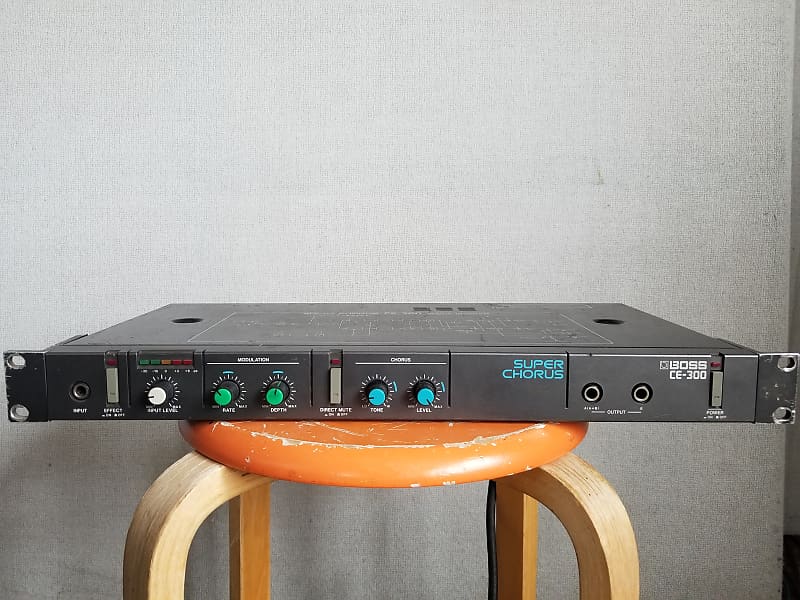 Boss CE-300 Super Chorus | Reverb