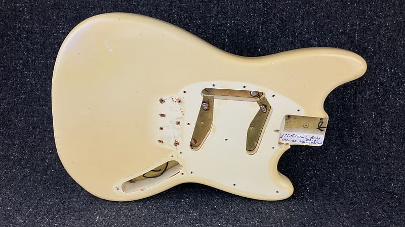 1965 Fender Duo-Sonic Musicmaster Body Original White | Reverb
