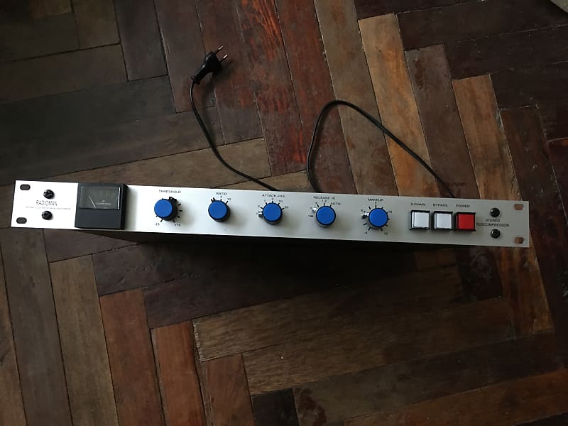 Radioman GSSL Bus Compressor 220V — international buyers | Reverb