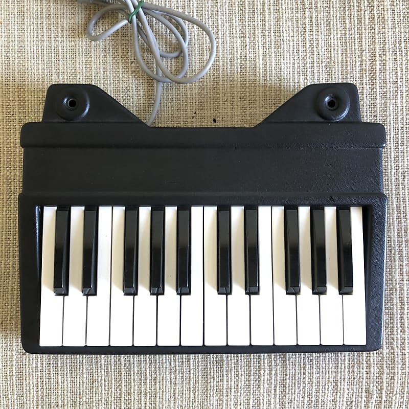 Böhm / Bohm Digital Drums Control Keyboard - Untested - looks | Reverb