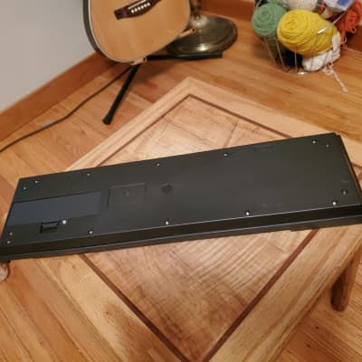 Hing Hon EK-001 Analogue Square Wave Keyboard // Circuit | Reverb