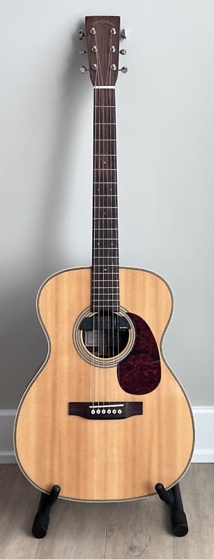 Sigma 000R-28V w/pickup, wireless, tuner, capo etc... | Reverb Canada