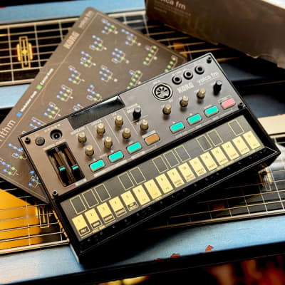 Korg Volca Keys, Bass, Keys and Beats - how to connect to a Korg Volca Keys, Bass, Keys and Beats - how to connect to a