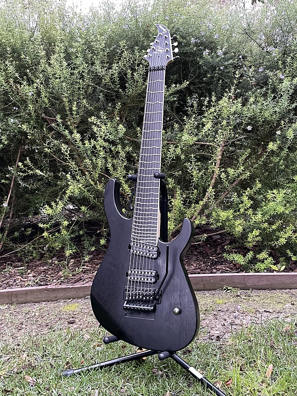 Caparison Applehorn 8 | Reverb