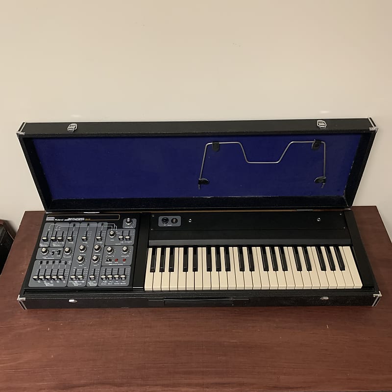 Roland SH-3 | Reverb UK