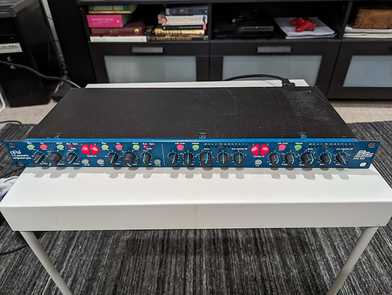 BSS Opal DPR944 Parametric Compressor/Gate | Reverb