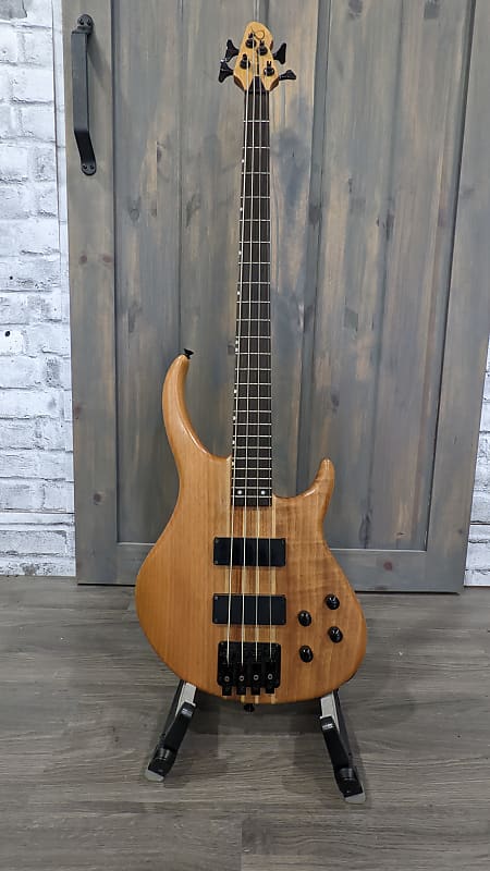 Peavey Grind BXP 4 String Electric Bass Natural Mahogany Body | Reverb