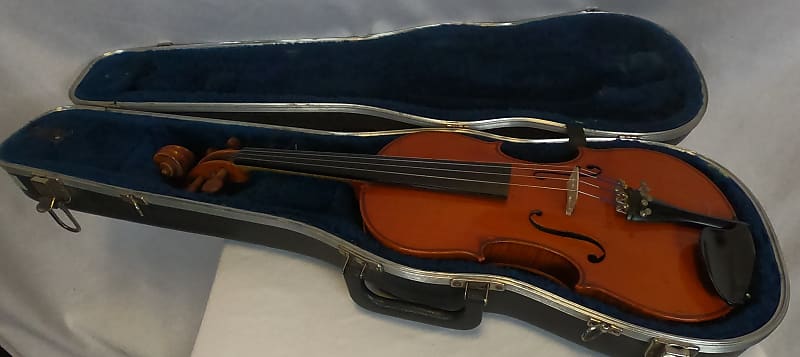 Used Lewis 4/4 Violin with Case. No Bow. | Reverb