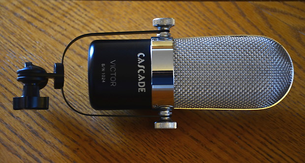 Cascade Victor Ribbon Microphone with Case | Reverb