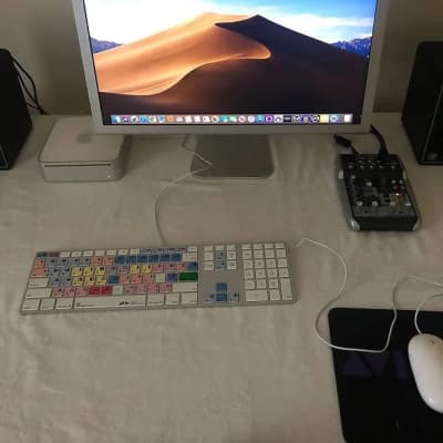 Mac Mini Recording & Movie Editing Bundle with Extras | Reverb UK