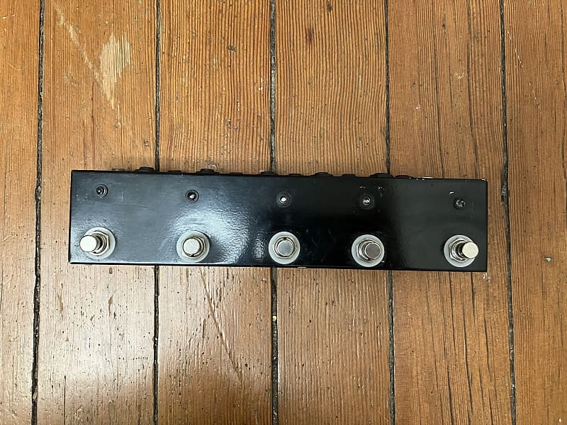 DIY 5 channel true bypass loop switcher - black | Reverb
