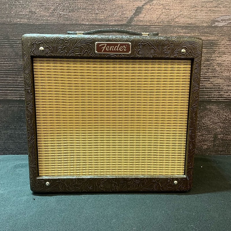 Fender Pro Jr. IV Ltd Edition Guitar Combo Amplifier | Reverb
