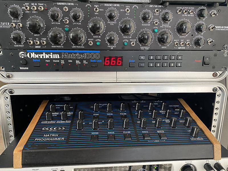 Oberheim Matrix 1000 with original Access Matrix Programmer | Reverb