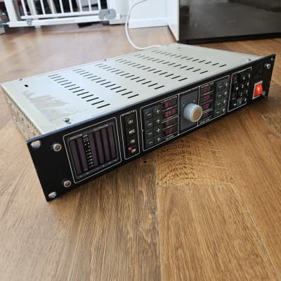 Quantec QRS Room Simulator 1980 - Black and Gold | Reverb