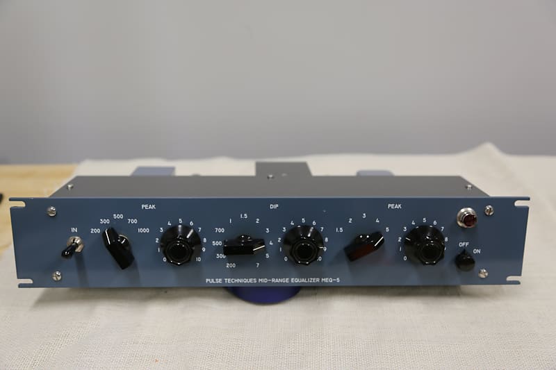 Pultec MEQ-5 Pultec Tube midrange equalizer pair. | Reverb Canada