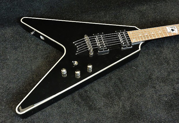 Schecter 'Black Jack' Flying V Diamond Series. Hard Case | Reverb UK