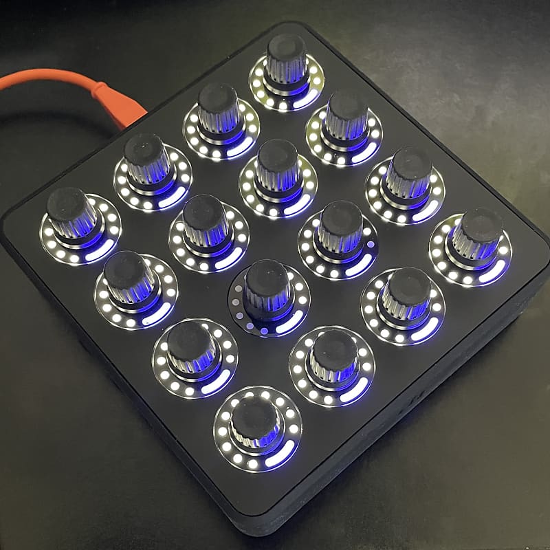 DJ TechTools Midi Fighter Twister | Reverb