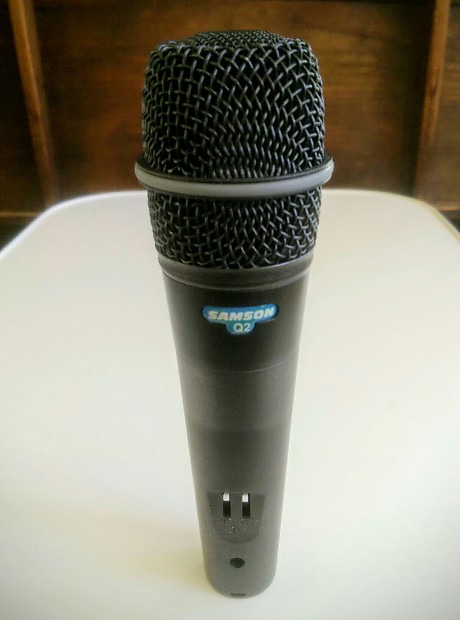 Samson Q2 Microphone | Reverb