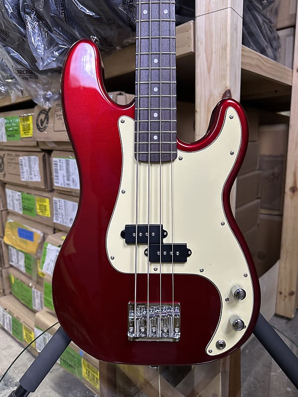 Dean Paramount 4-string Bass - Metallic Red #60192 | Reverb