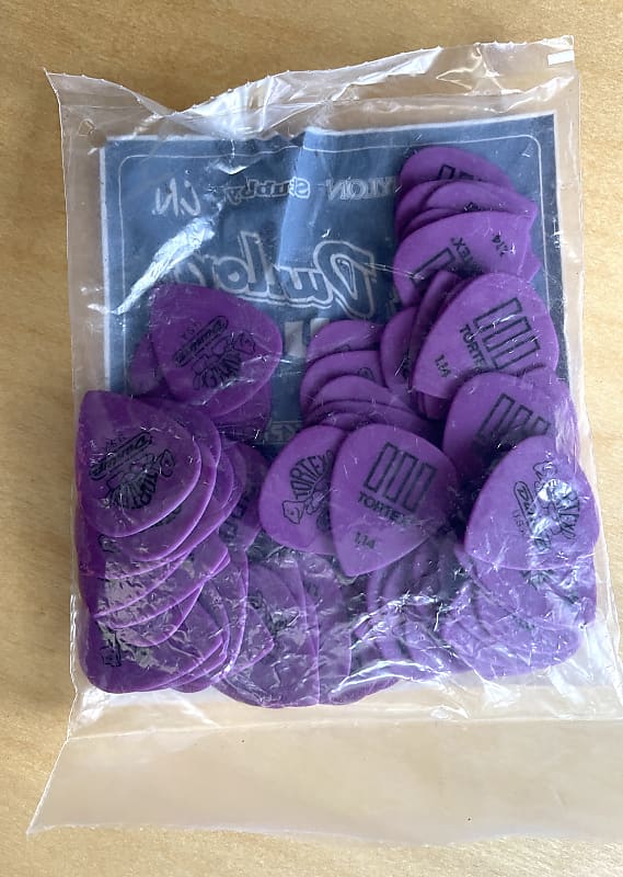 Dunlop Tortex III Standard Picks 1.14 mm: Bag of 72, purple | Reverb