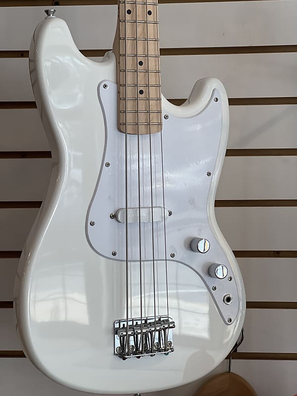 Squier Sonic Bronco Bass, Maple Fingerboard, White Pickguard, | Reverb