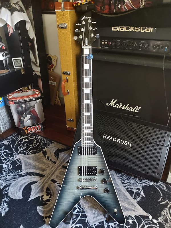 Firefly FFLV flying V 2022 - Black / Grey Burst with Flame | Reverb