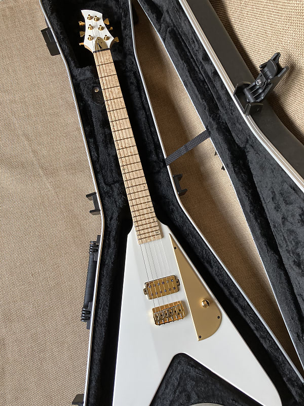 Vicious Guitars Moth, Flying V, Boutique, Neck-Thru, | Reverb