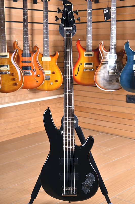 Yamaha TRB1004J Black | Reverb