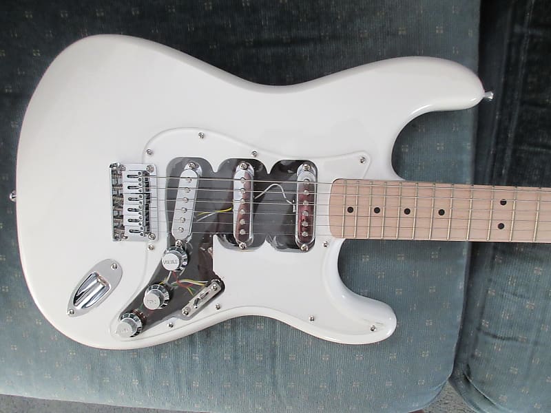~Cashified~ Squier by Fender Stratocaster w/Clear | Reverb
