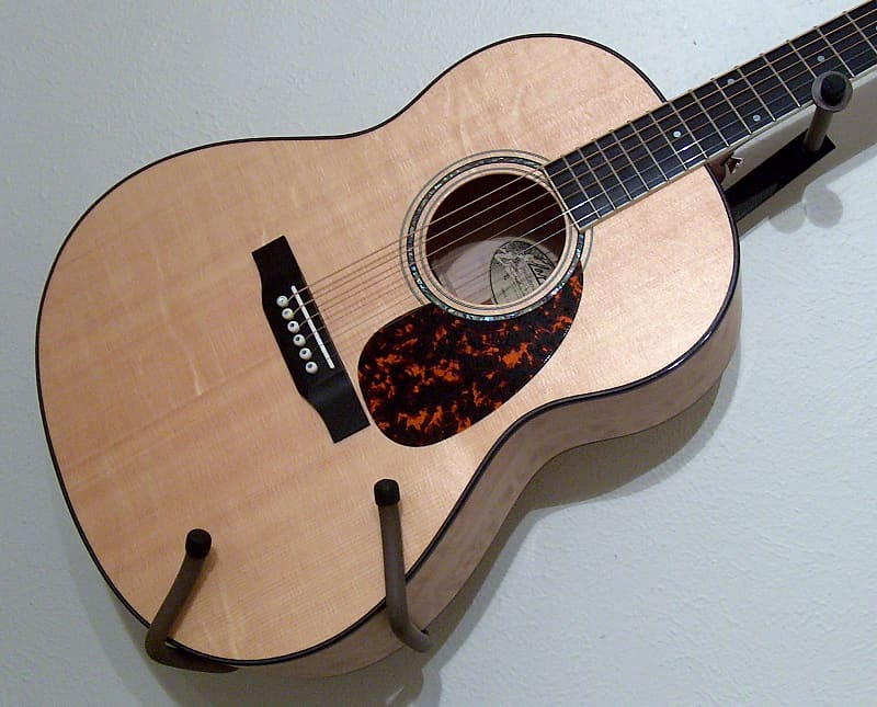 Larrivee L-04 Quilted Maple 2014 - Gloss Top / Satin Back / | Reverb