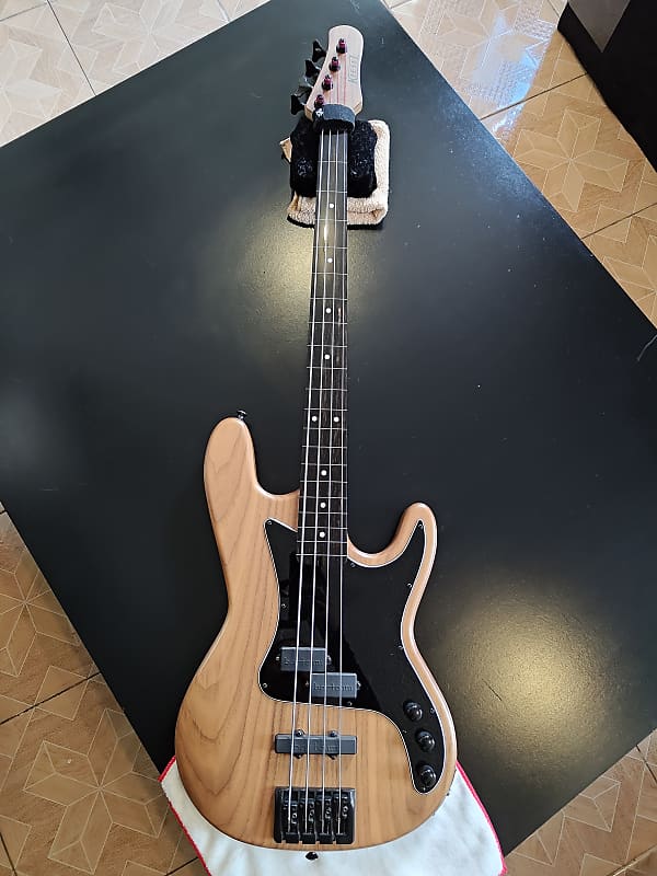 Kiesel Custom Fretless 4 2022 - Natural P J | Reverb UK