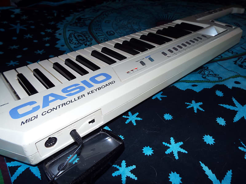 Casio AZ-1 Pearl White (Keytar) 1986 | Reverb