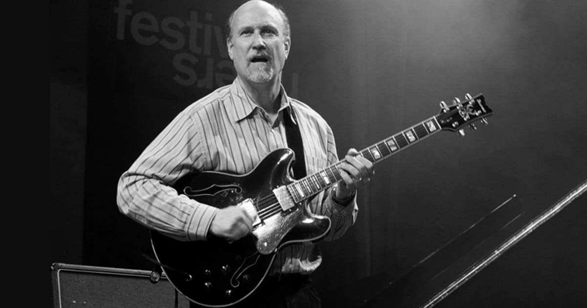 Learn to Play: Riffs in the Key of John Scofield | Reverb News
