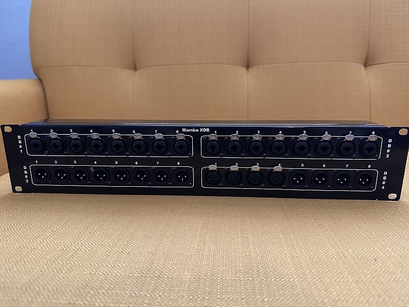 Mamba 32XDB DB25 patchbay 2012 - Black metric halo | Reverb