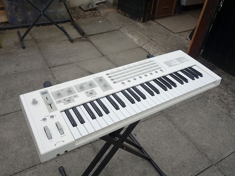 E-MU Systems Shortboard 49 2010 - White | Reverb