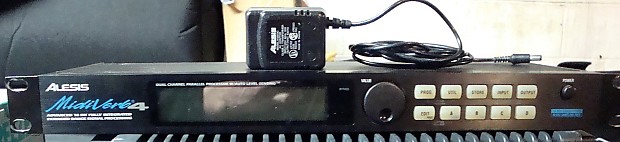 Alesis Alesis MIDIVerb4 Digital Effects Processor | Reverb