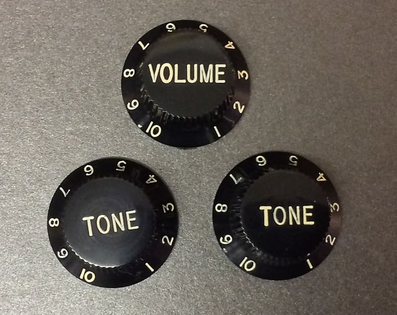 Mighty Mite Strat Style Knobs in Black Set of 3 | Reverb