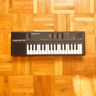 Casio SK-10 (Japan, 1987) - Mini Micro 8bit Sampling Sampler | Reverb
