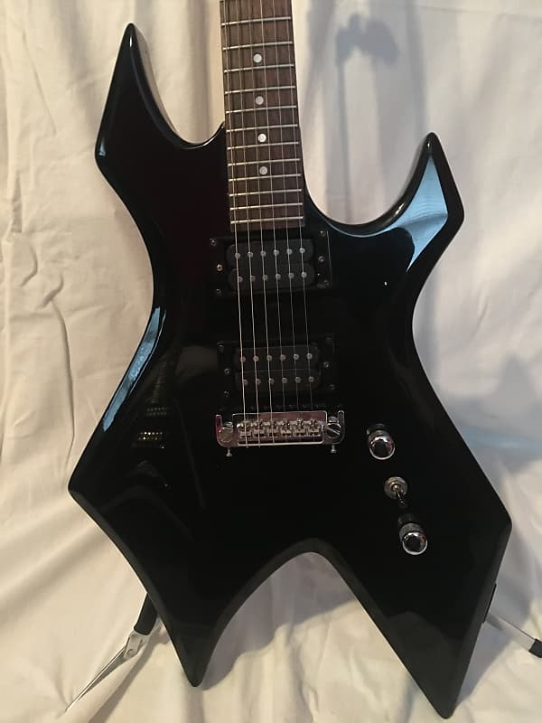 B.C. Rich Bronze Series Warlock Black w/ Original Hard Case | Reverb