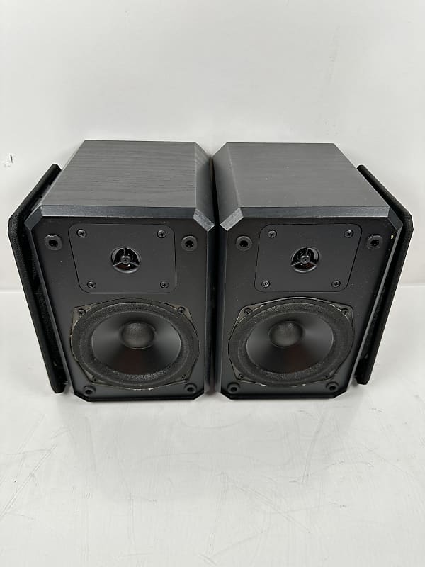 Pair of Boston Acoustics HD5V Bookshelf Surround Speakers | Reverb