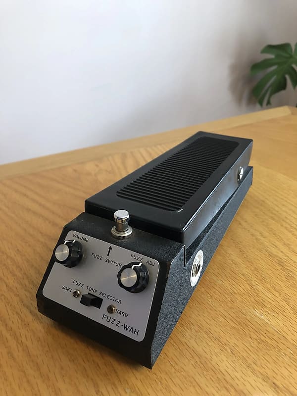 Shin-Ei Fuzz Wah JAMC (the Jesus and Mary Chain) Univox | Reverb