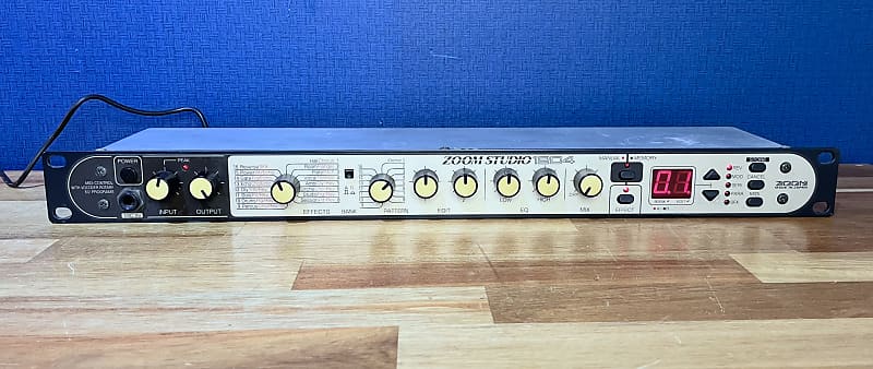 Zoom Studio 1204 Rack-mount Effects Processor | Reverb