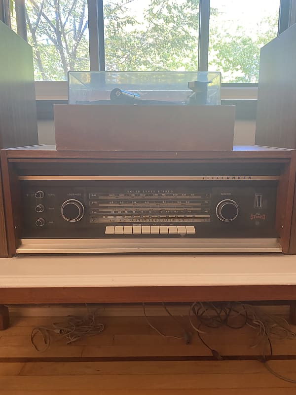 Telefunken Opus Studio 5650 MX, turntable and speakers | Reverb