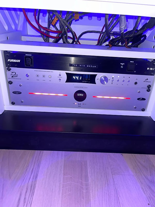 Antelope Audio Pure2 + 10M Atomic Clock bundle | Reverb