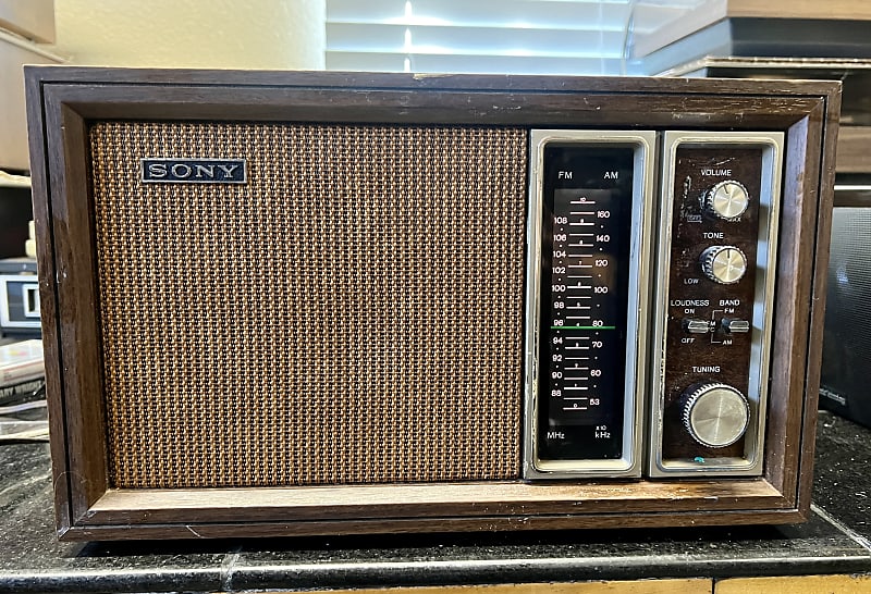 Vintage Sony TFM-9450W AM/FM Solid State Transistor Radio; | Reverb