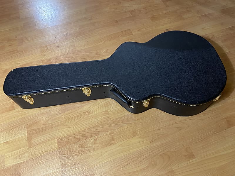 Jumbo Hard Shell Acoustic Guitar Case | Reverb