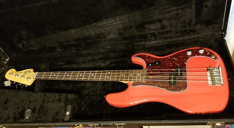 Fender P Bass 2009 Fiesta Red | Reverb