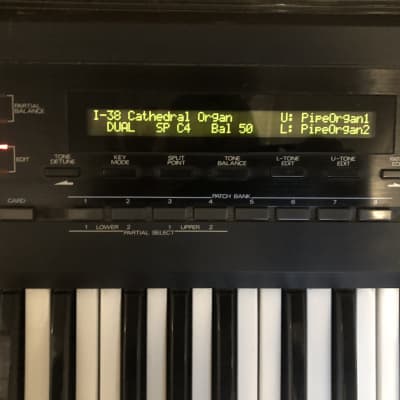 Roland D-50 + PG1000 Programmer Jethro Tull / Andrew Giddings | Reverb