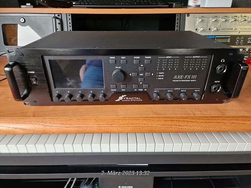 Fractal Audio Axe FX 3 mk 2 Turbo 2022 - Schwarz | Reverb