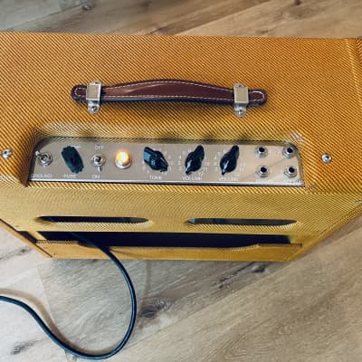 Cyclone Amplification 5e3 Tweed Deluxe in lacquered tweed | Reverb